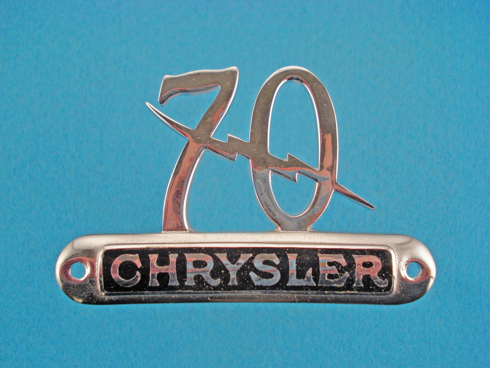American Auto Emblems: CHRYSLER