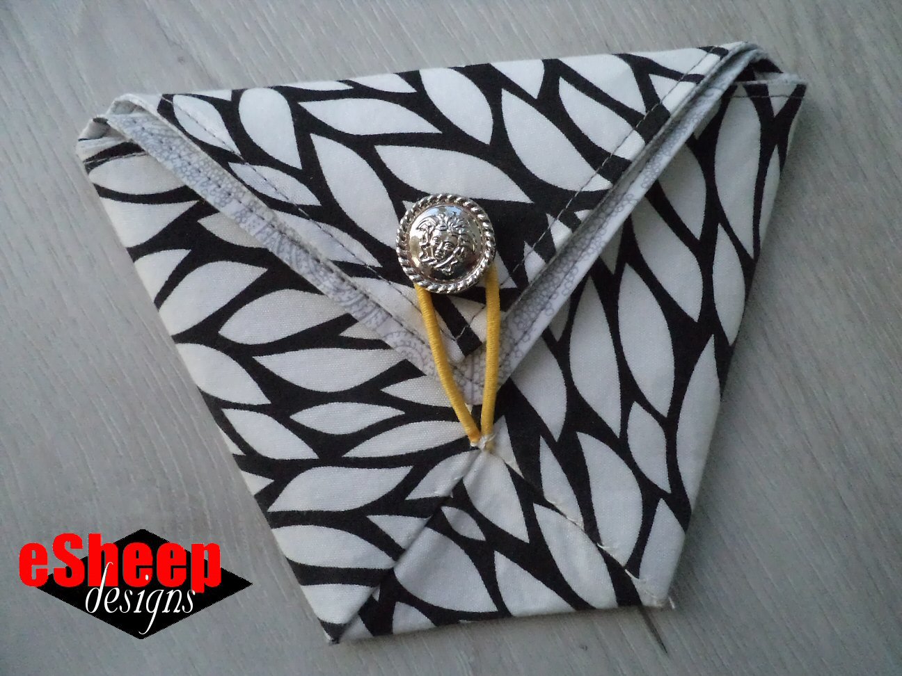 eSheep Designs: Fabric Origami Tutorial — 6 Pocket Pouch