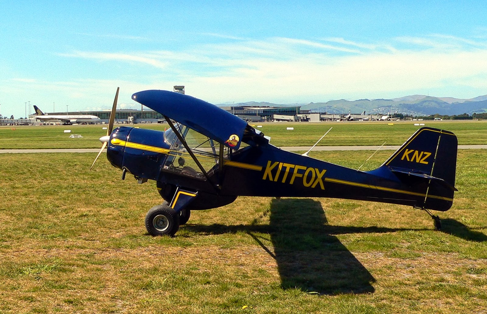 NZ Civil Aircraft: Kitfox ZK-KNZ at NZCH.