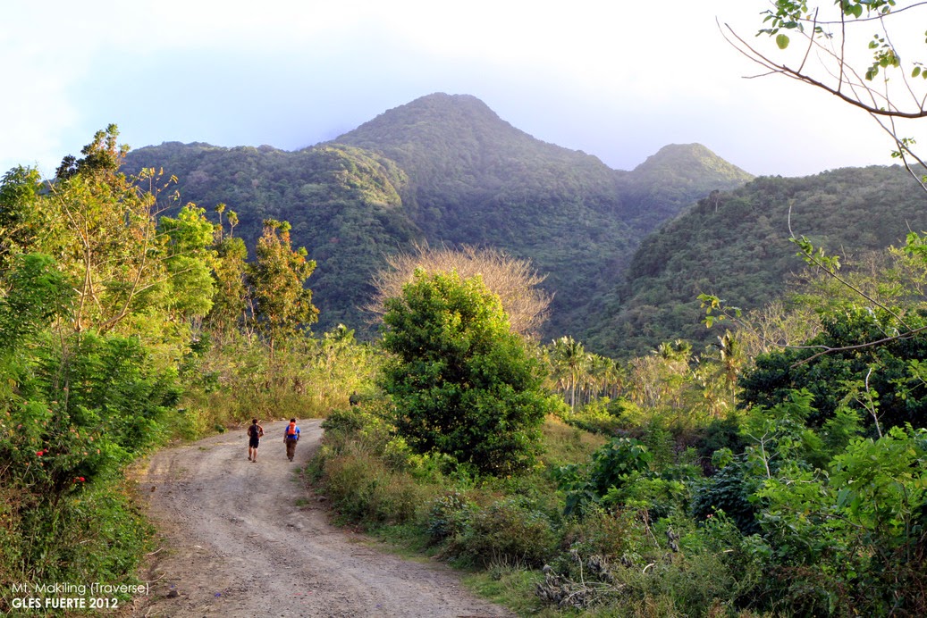 Explore.Dream.Discover: Trekking Mt. Makiling (Traverse)