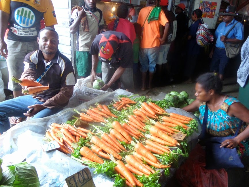 Malum Nalu: Lae Main Market - all the food that's good to eat