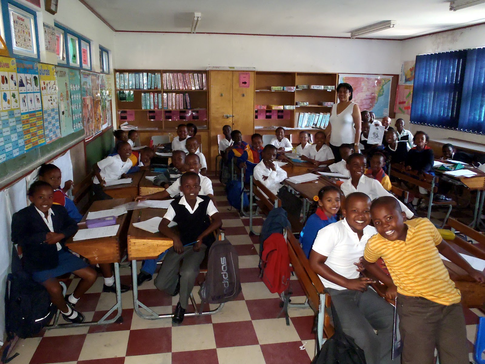 MANDALAY Primary School: Class Grade 4