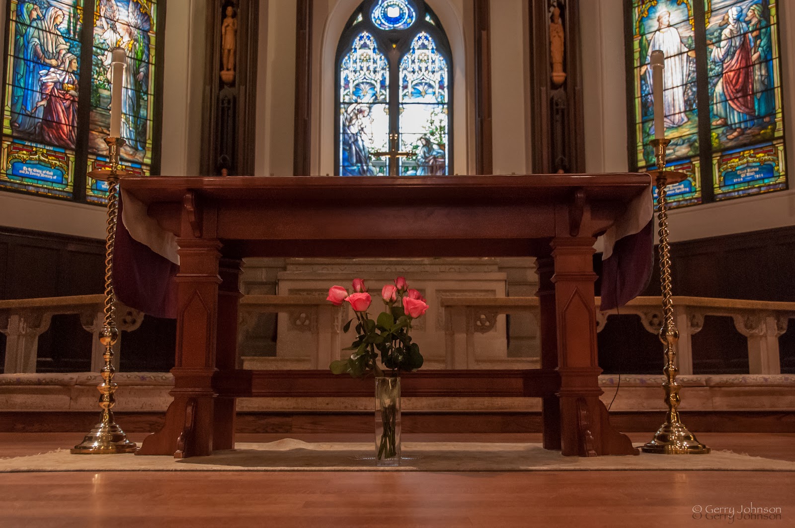 Gerry's Place: Roses and the Altar