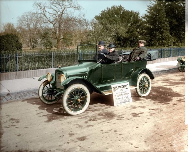 Vivid Colorized Images of the Automobile and Motorcycle From the Early ...