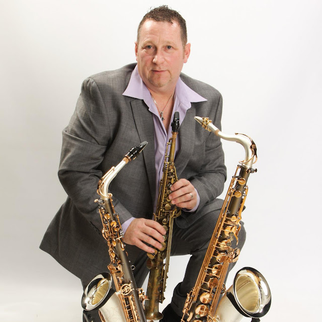 THE JUKEBOX INDIE ARTISTS, PRODUCERS AND DJS REVIEW: AS LONG AS ITS A ...