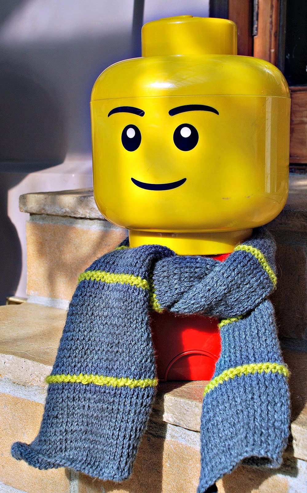 just saying ...: How to knit a scarf for a little boy ...