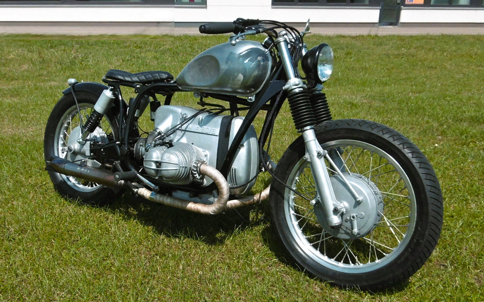 Oldschool Beemer - Inazuma café racer