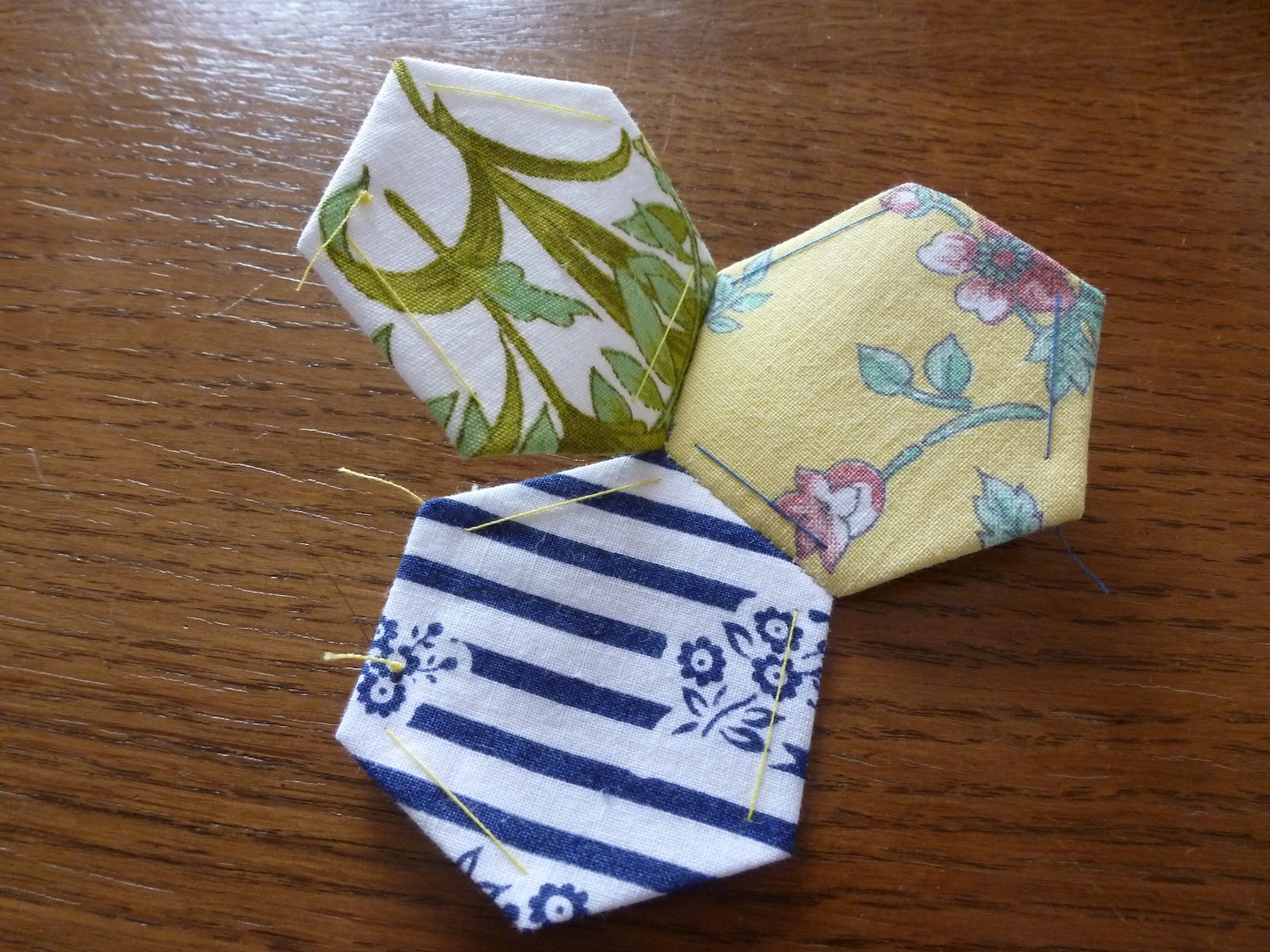 selfsewn: basic english paper piecing tutorial