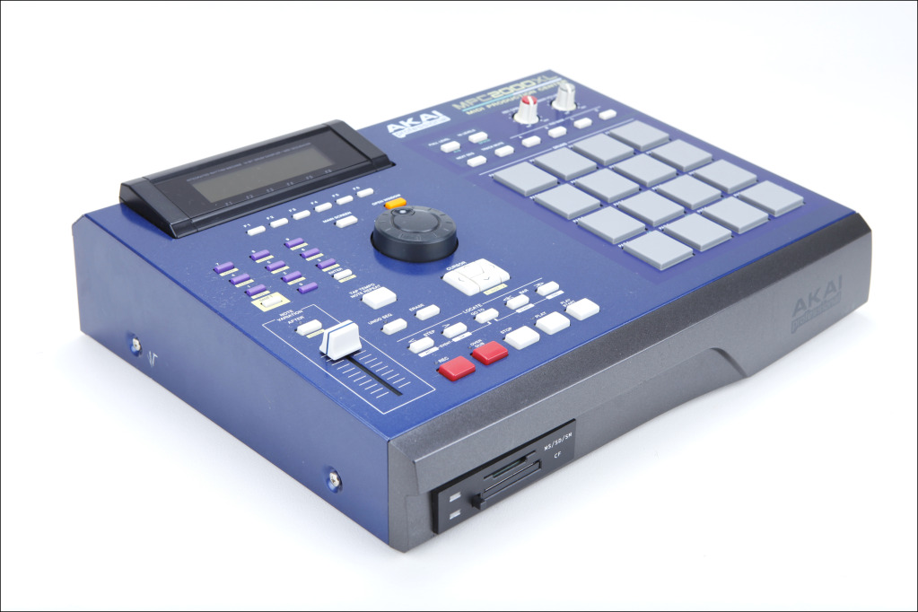 MATRIXSYNTH-B: Akai MPC 2000 XL MCD