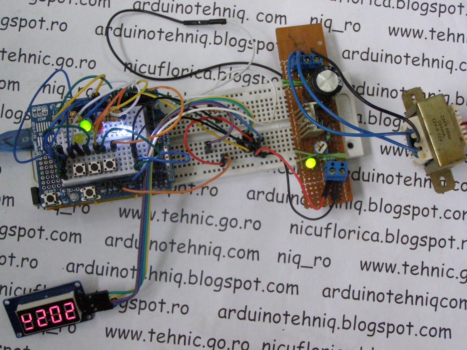 Arduino tehNiq: Under & overvoltage relay for AC main power supply