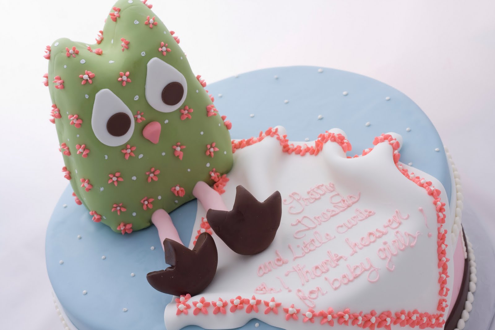 The Crimson Cake Blog: Pottery Barn Owl Baby Shower Cake