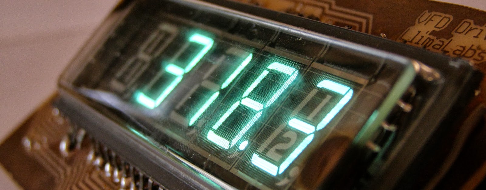 LlimaLabs: Vacuum Fluorescent Display (VFD) driver con MAX7219 y Arduino