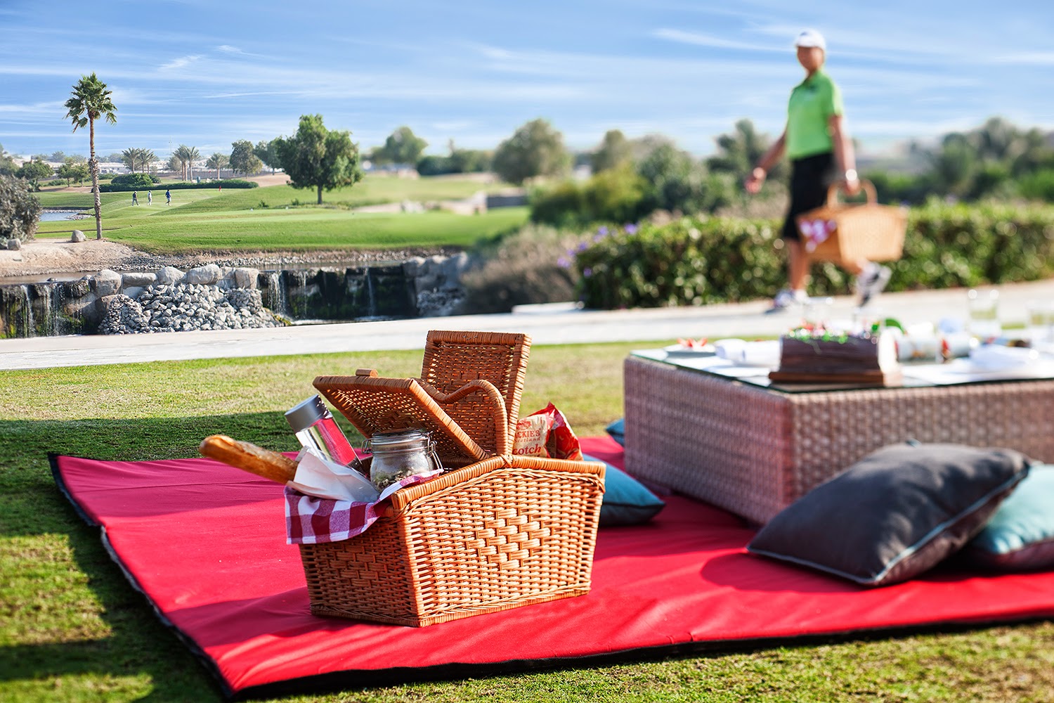 Irisa Dubai: Life’s a Picnic – Foodie Fantasy