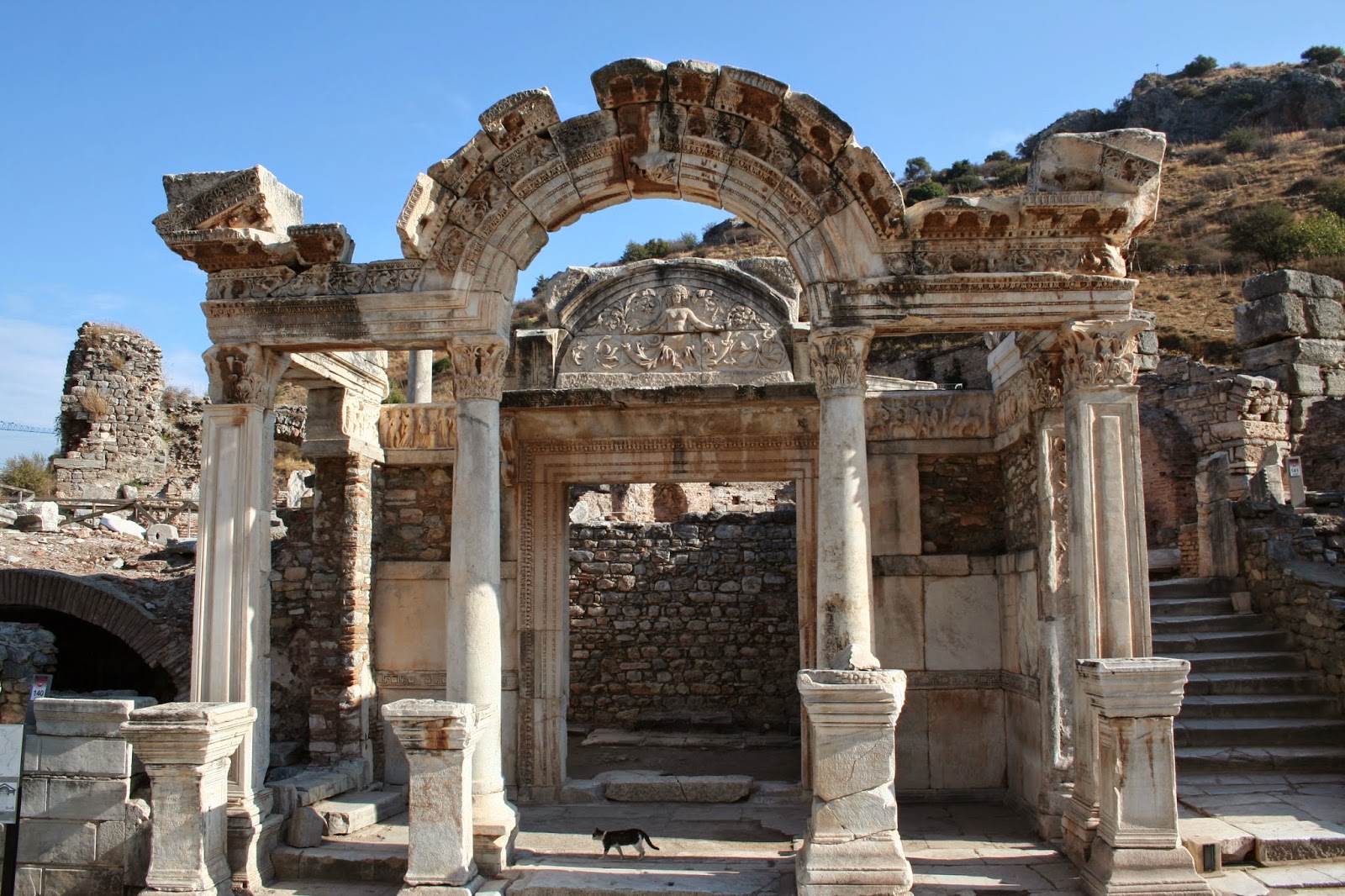 ARKEOLOJI GEZGINLERI: EFES ( EPHESOS)