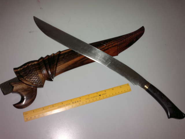 Parang Online: Parang Sembelih 15 inci .. Besi Spring / Kayu Malam