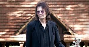 Zona Rock Dan Metal : DENNIS DUNAWAY