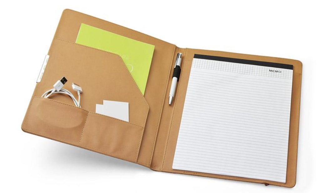 Galantērijas preces internetā: Dokumentu mapes no korķa materiāla