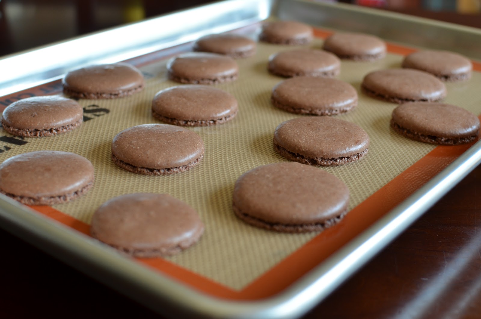 Playing with Flour: Chocolate macarons - the final saga