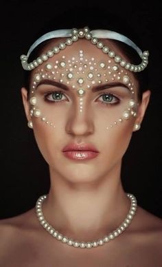 Fundamentals of makeup: Face Accessories