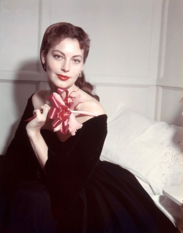 45 Stunning Photos That Defined Fashion Styles of Ava Gardner in the ...