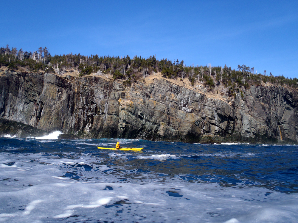 My Newfoundland Kayak Experience: Flat rocks and bumpy seas