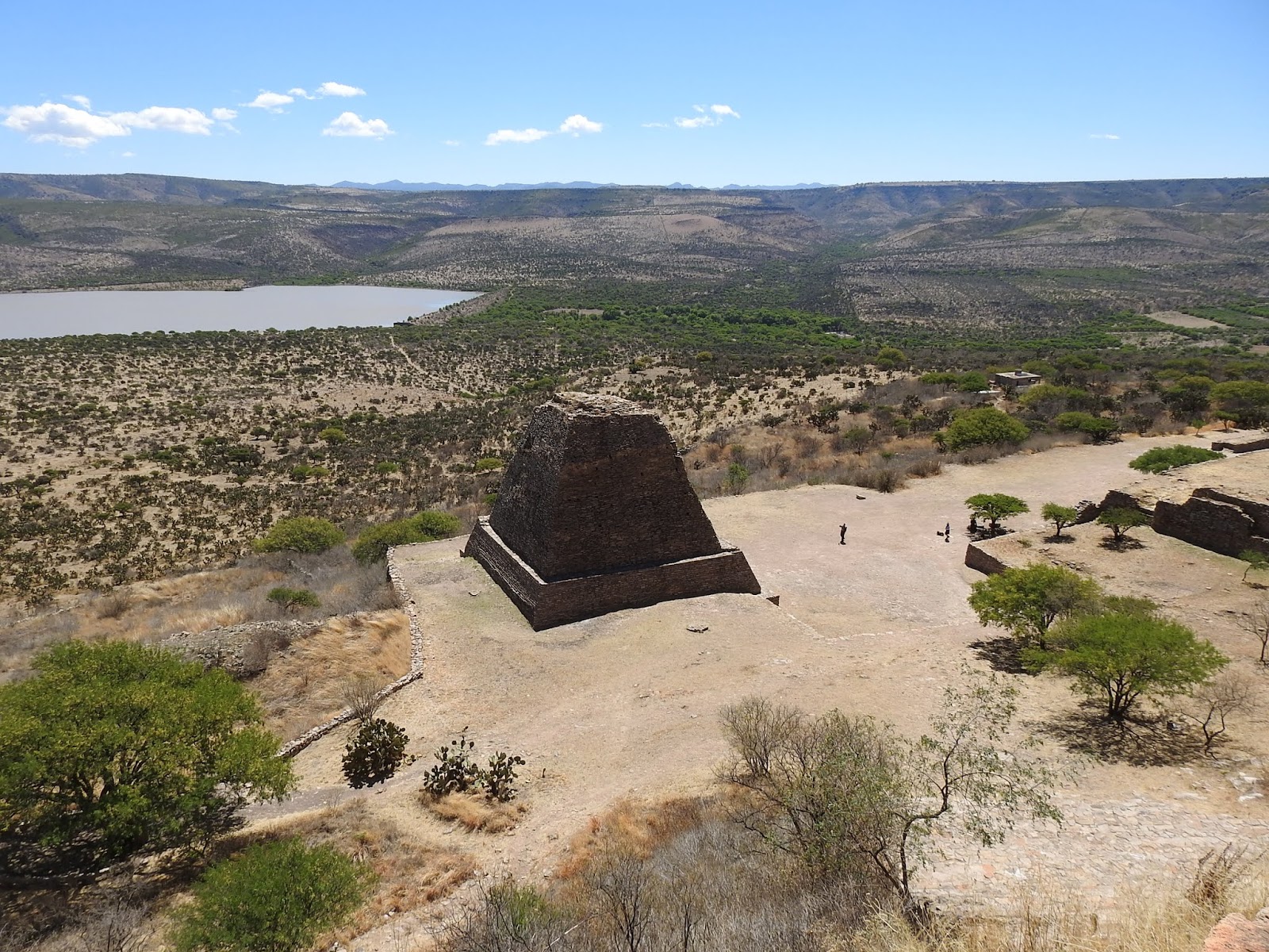 Travel with Kevin and Ruth: La Quemada Ruins, and arrived at Zacatecas