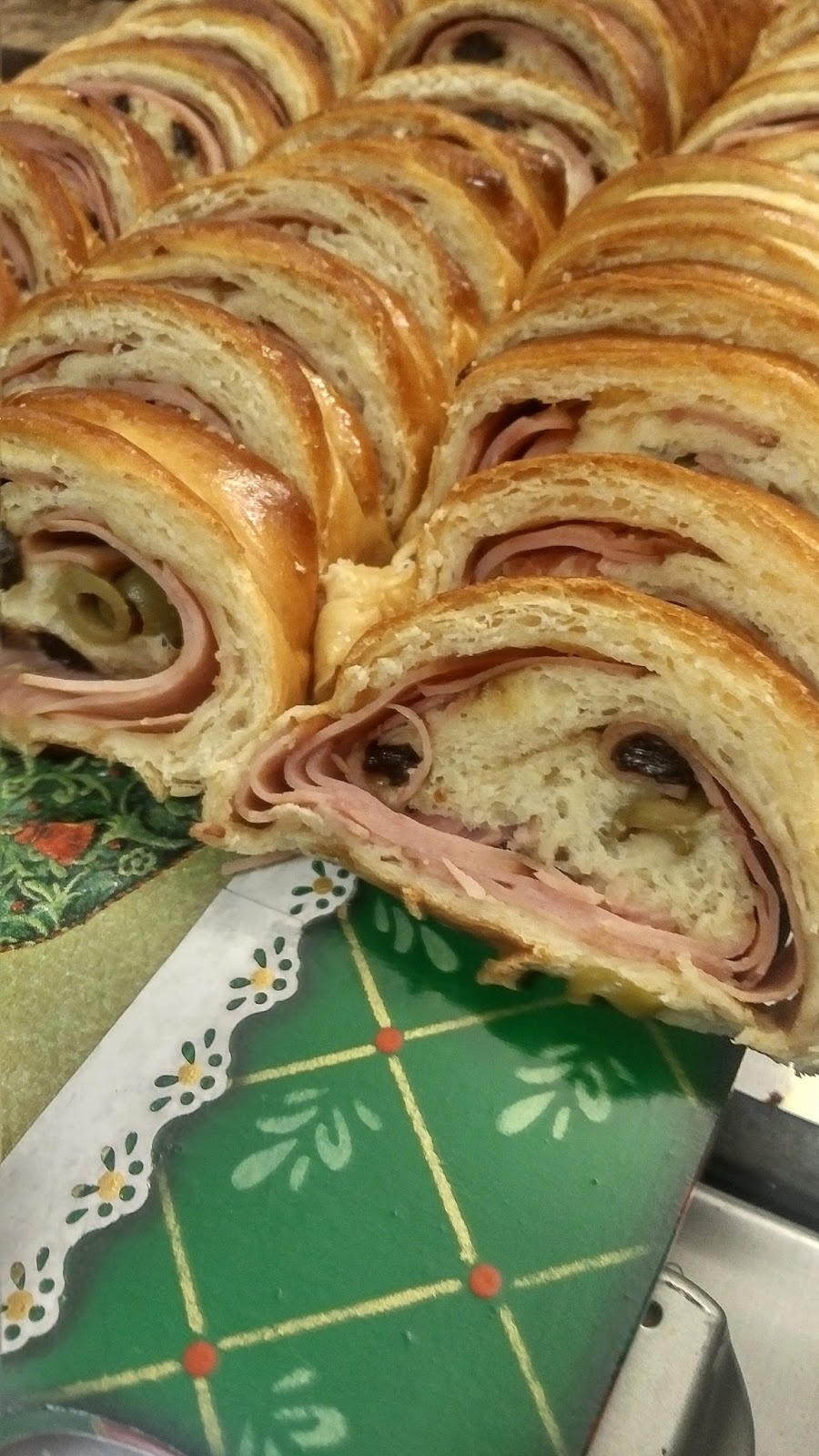 (VIDEO) Como preparar un Pan de Jamón. - kitchensour