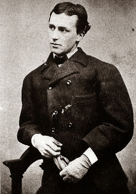 Tales of Mystery and Imagination: Henry James: The third person