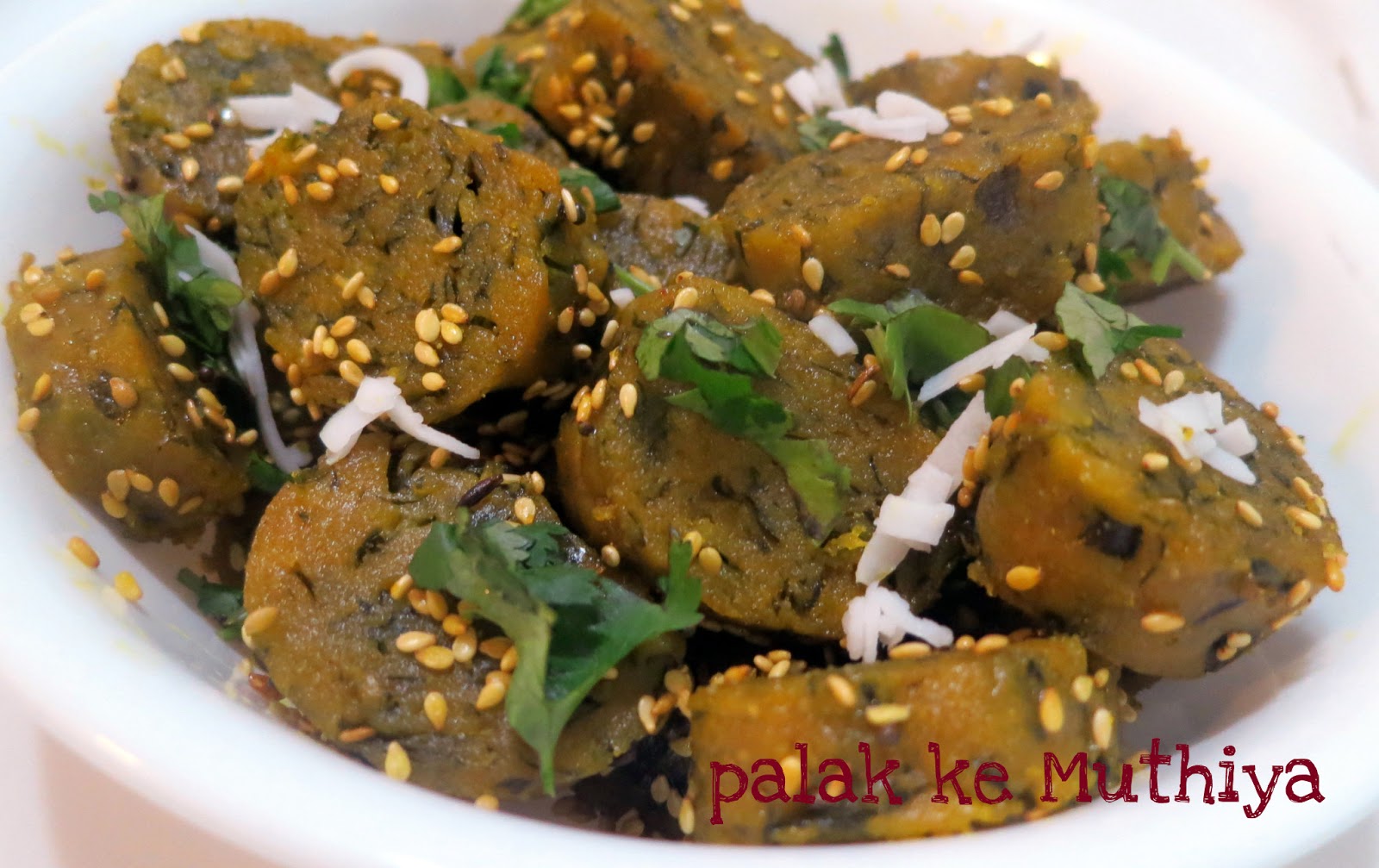 Simply Delicious: palak ke Muthiya