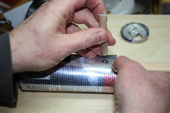 Build-It-Solar Blog: Time In a Can -- Pinhole Solargraphy