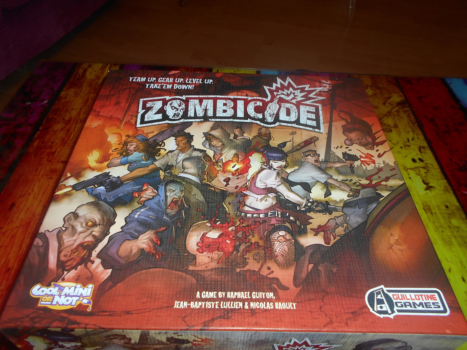 Zombicide from Cool mini or Not unboxing and review
