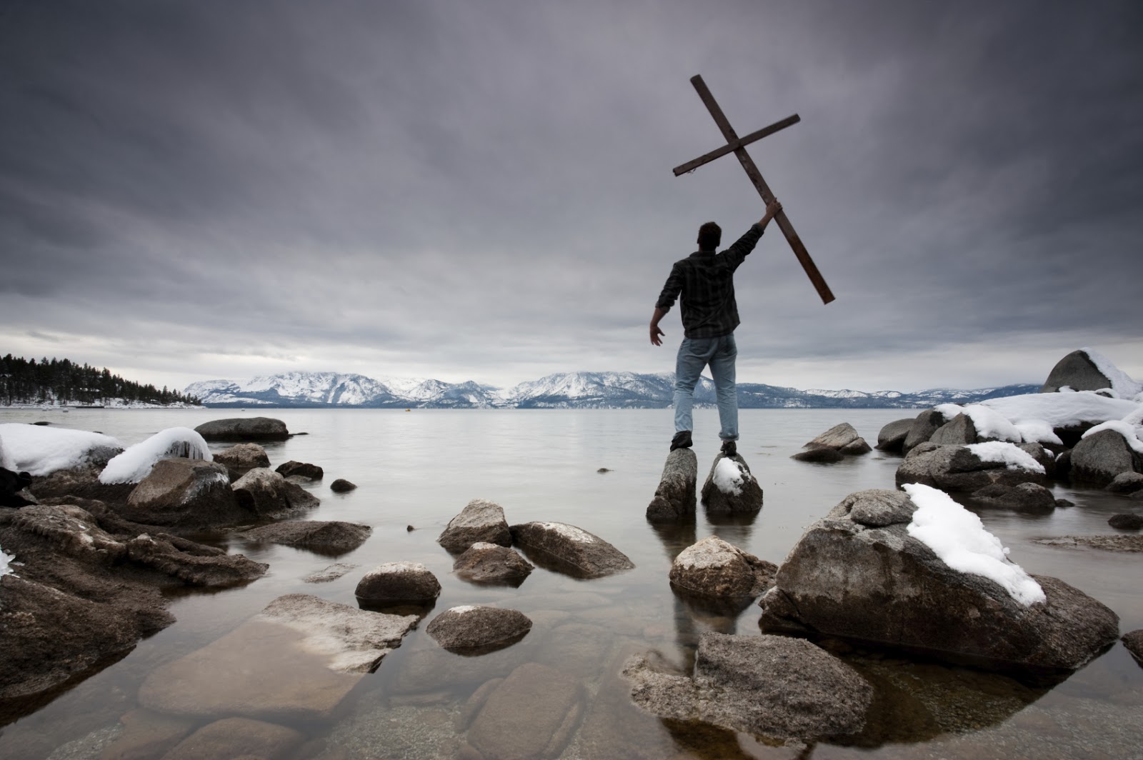 What Does It Mean to Praise?