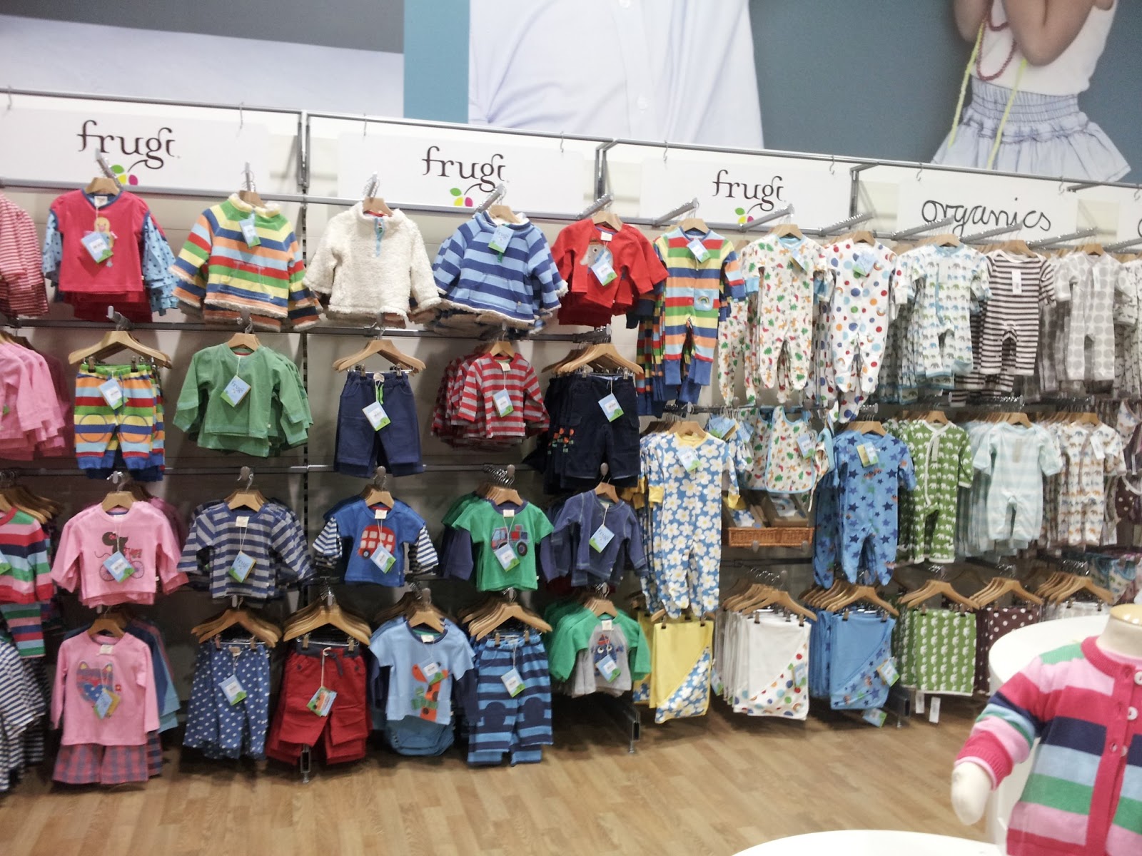 The Adventure of Parenthood: Kiddicare Lakeside The Adventure of Parenthood: Kiddicare Lakeside