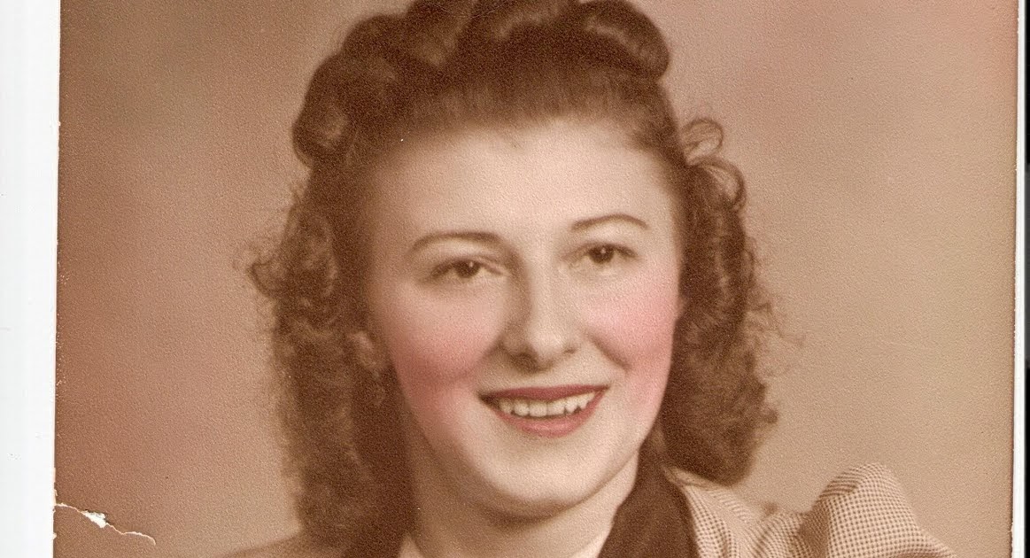 DEBBIE-DABBLE BLOG: Remembering my Mom