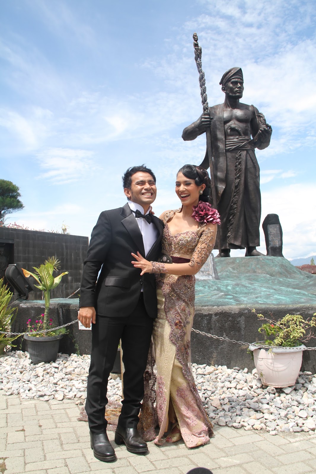 TB SILALAHI CENTER: Kunjungan Judika Sihotang & Duma Riris Silalahi ke ...