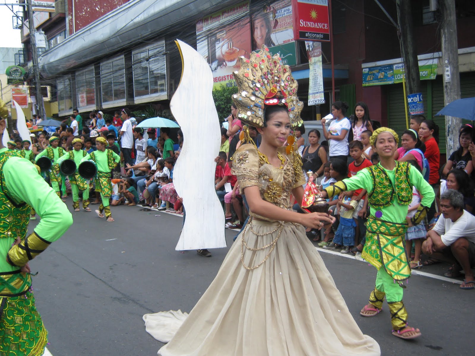 adventures of waray in the city: June 2011