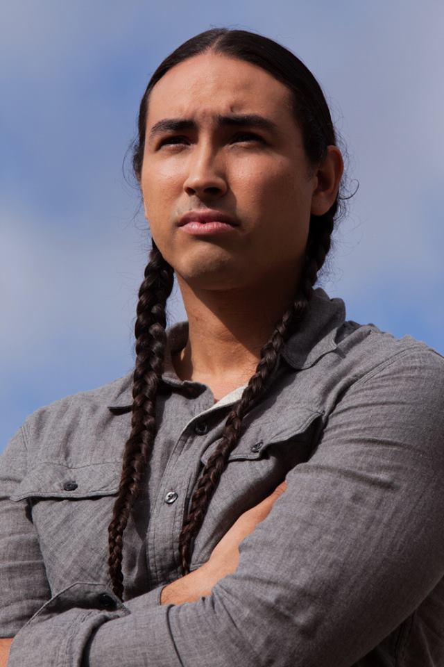 White Wolf : Tatanka Means Rises to Next Level With 'Tiger Eyes'