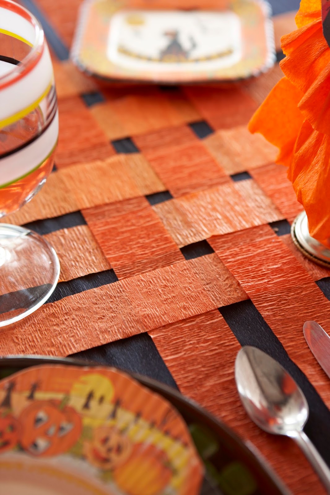 Karin Lidbeck Crepe Paper Halloween Back To Basics karin-lidbeck-crepe-paper-halloween-back-to-basics