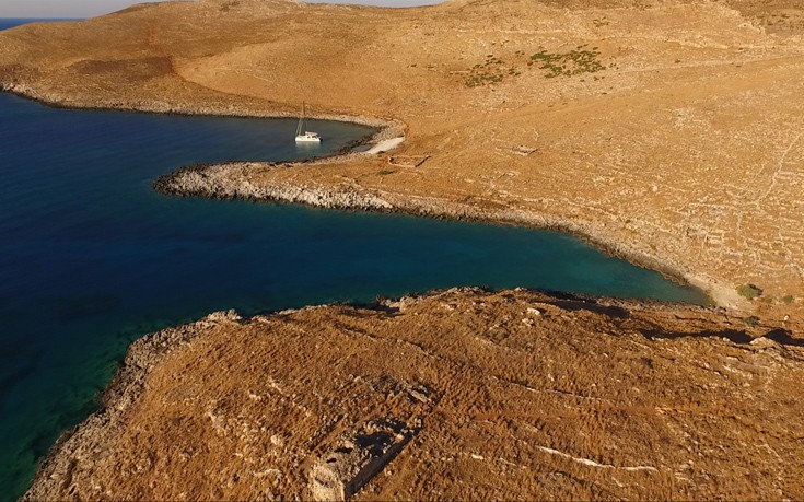 Το επιβλητικό Ακρωτήριο Ταίναρο - Ο τόπος που ήταν το πέρασμα για τον ...
