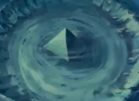 Underwater Pictures of Bermuda Triangle Bottom Secrets - BERMUDA ...