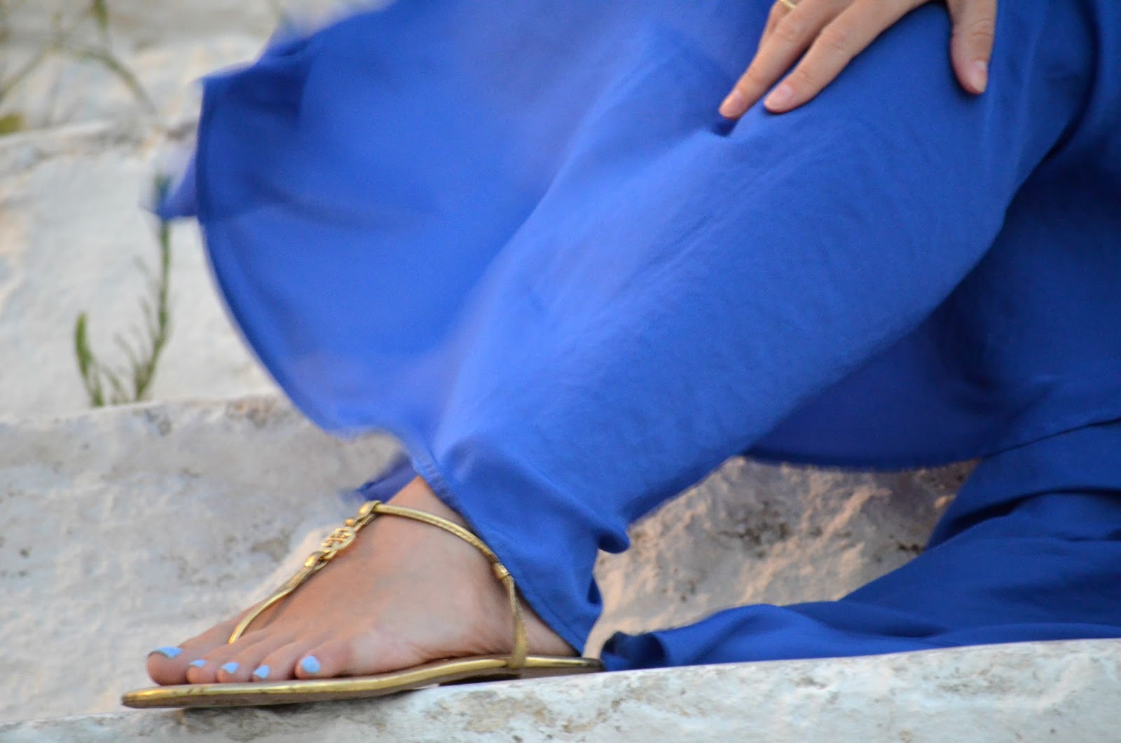 Royal Blue - barefoot duchess - a personal style blog
