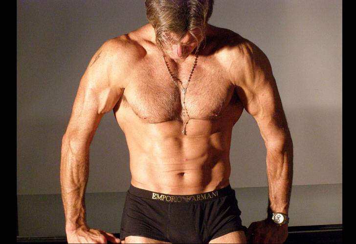 A perfect example of long vs short muscle bellies : r/bodybuilding