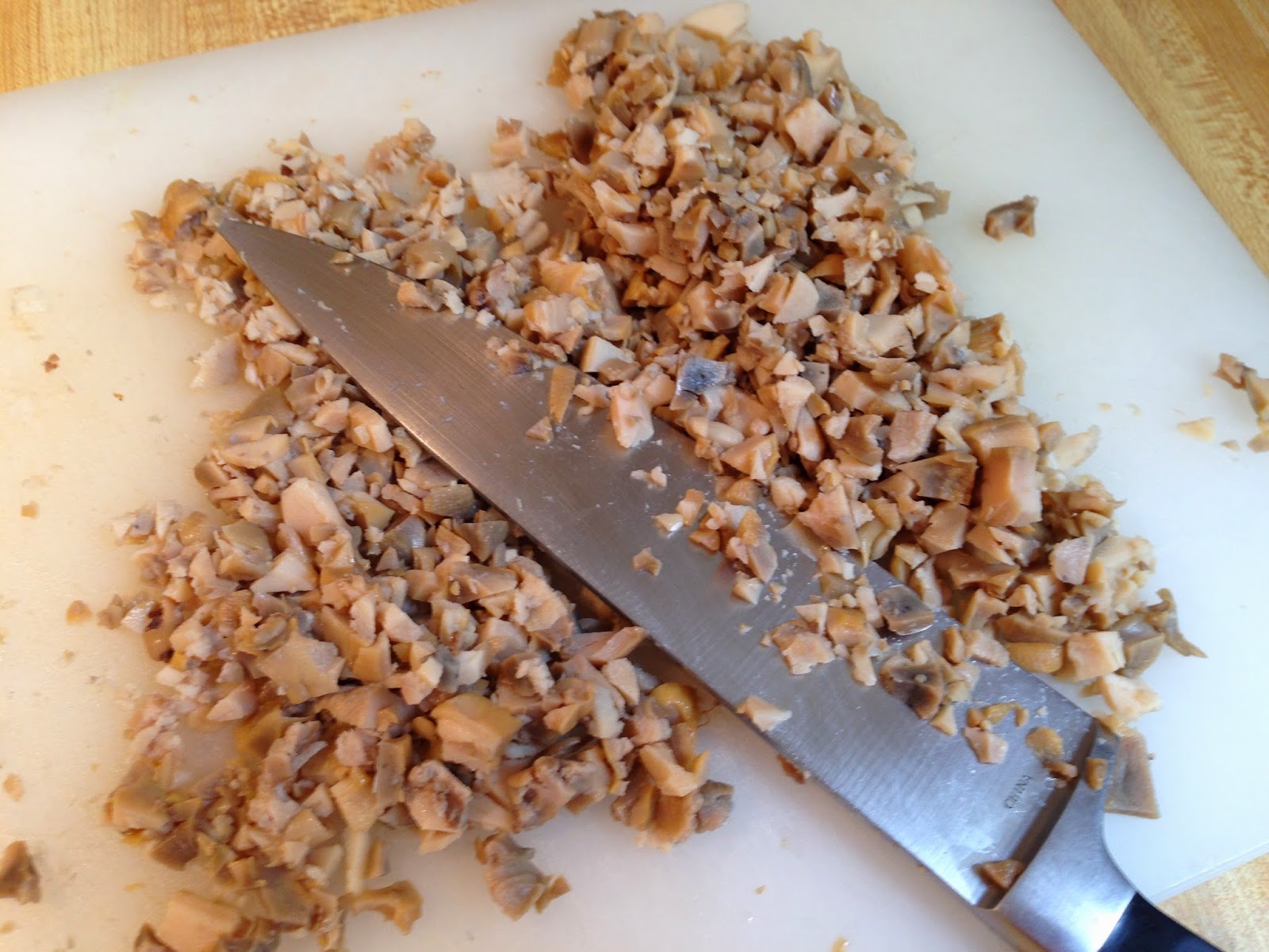 Carolina Foodie: UPBEAT, DOWN EAST CONCH CHOWDER