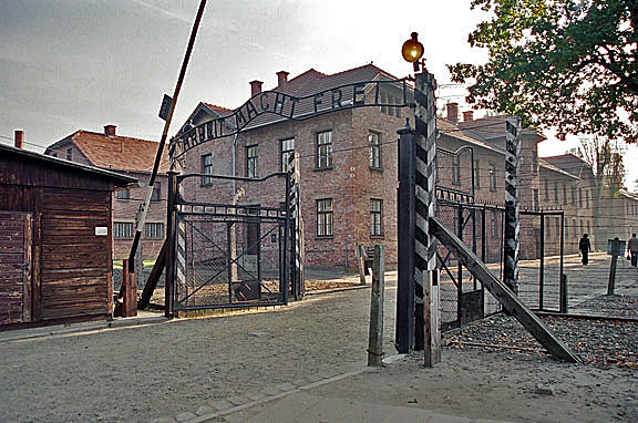 Dachau KZ: FACTS AND FIGURES-AUSCHWITZ