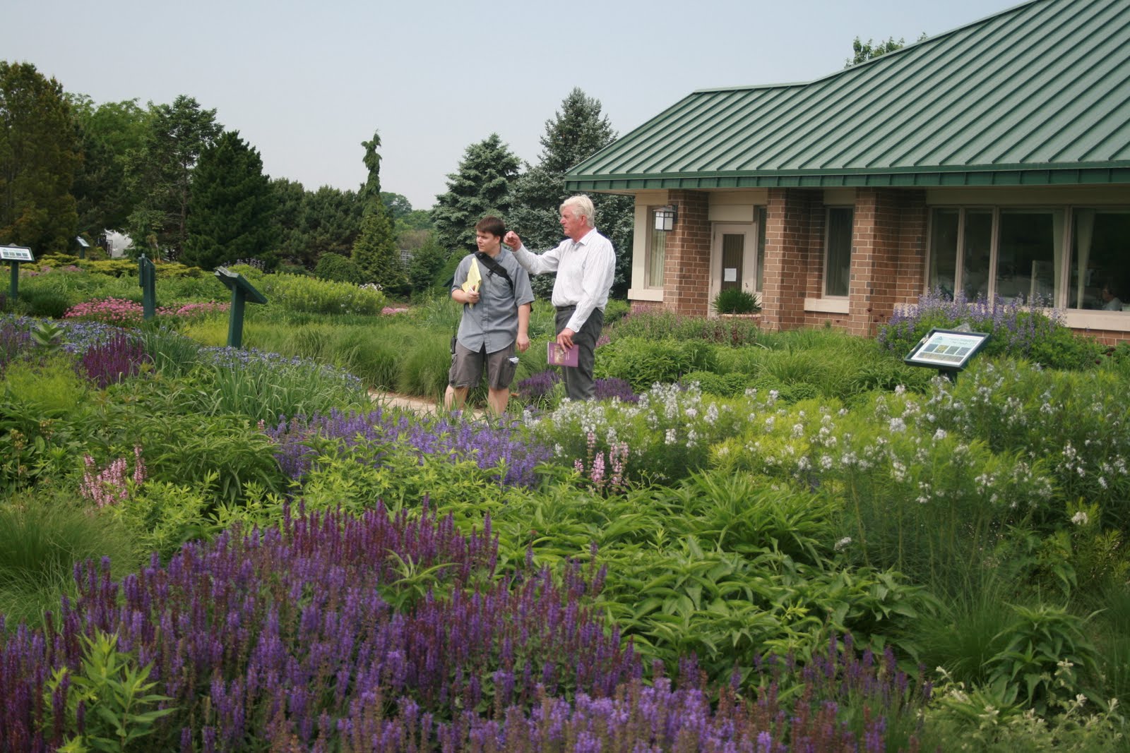MIDWEST GROUNDCOVERS Display Gardens & Plant Trials: Piet Oudolf Visit