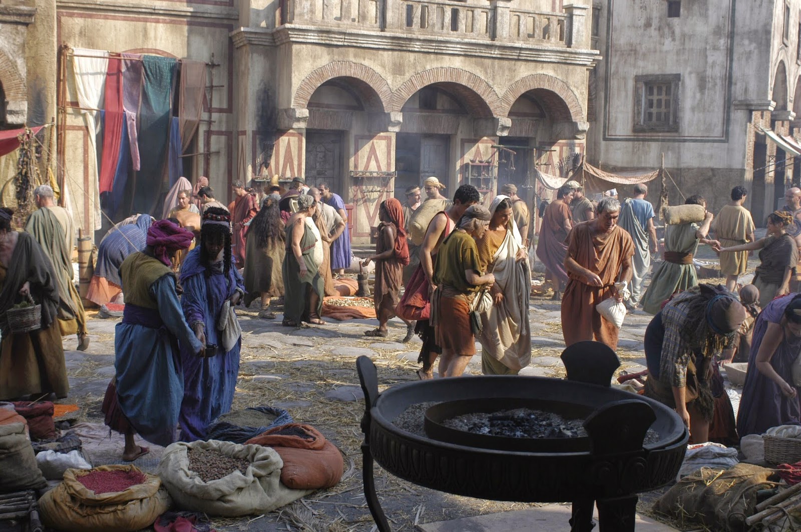 APASIONADOS DEL IMPERIO ROMANO: PASEO POR EL BARRIO ROMANO DE SUBURA