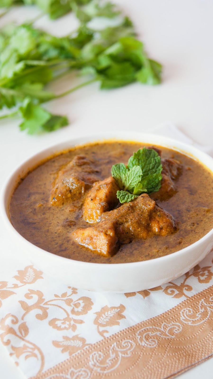 Always Hungry: Murg Dahi Dhaniya Korma / Chicken in cilantro yogurt sauce