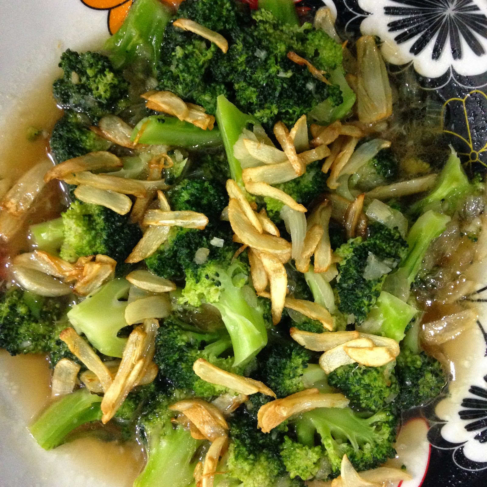 Kembara Cari Makan Sedap.: Sayur Brokoli Goreng Simple