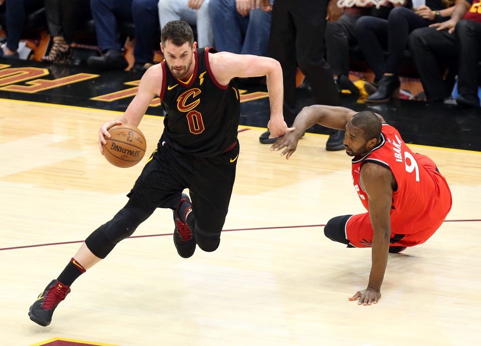 Musings about Sports and other important items: Rolling into ...