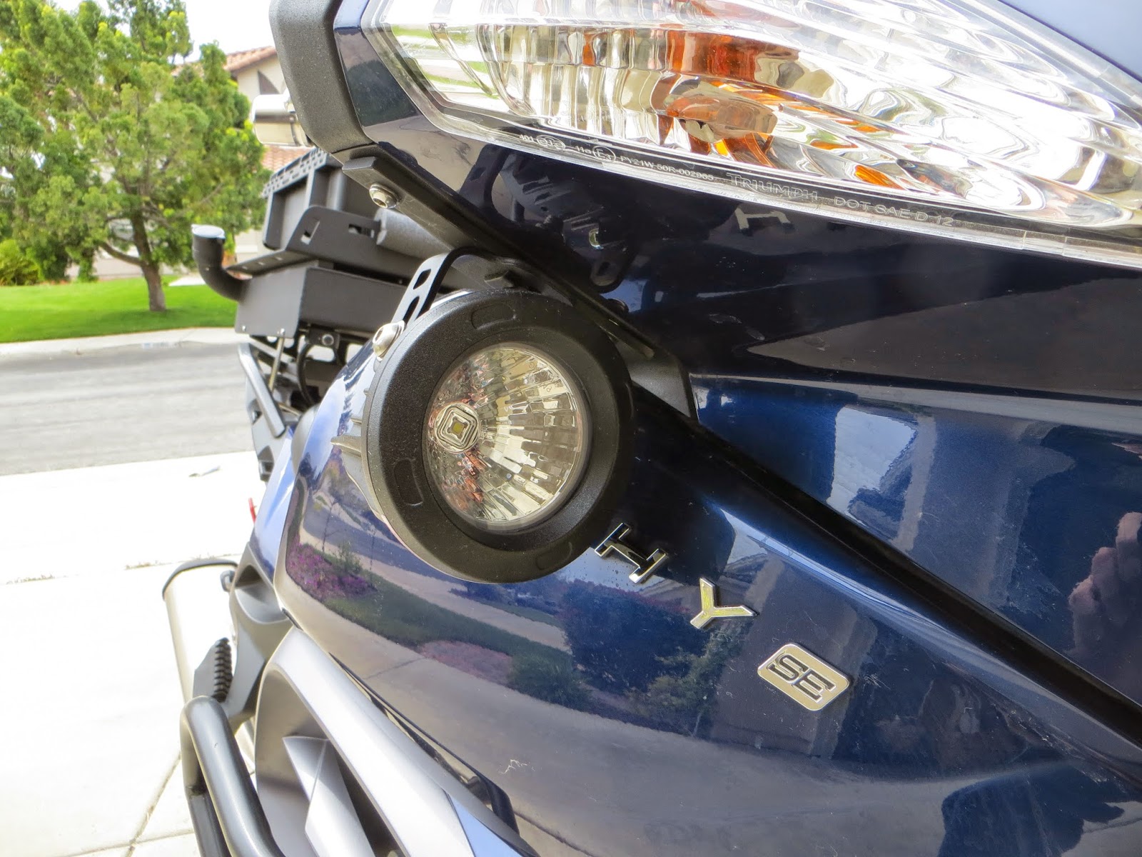 Pete's Place: Triumph Trophy SE Auxiliary Lighting
